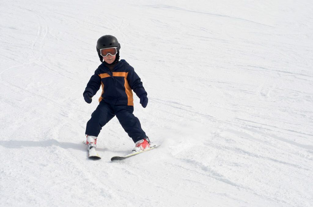 How To Ski Backwards: A Beginners Guide - The Adventure Junkies
