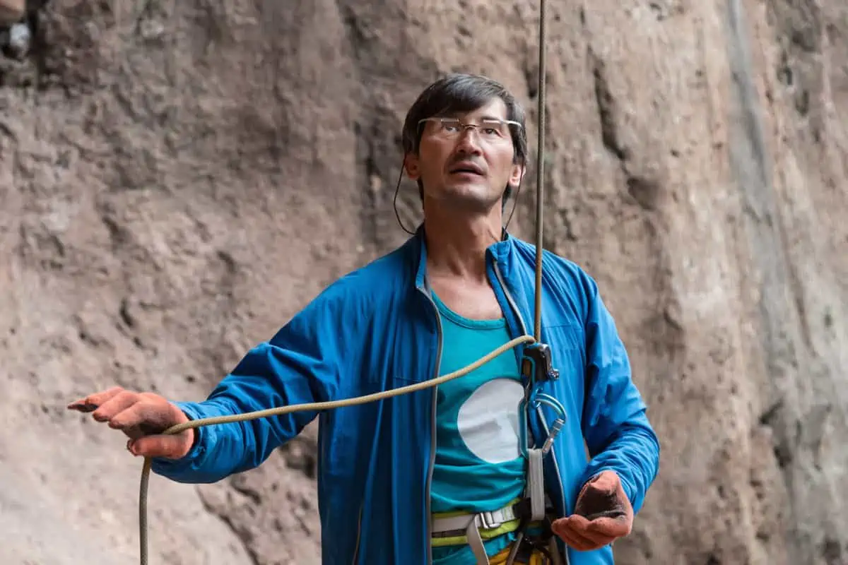 How To Belay: A Practical Guide - The Adventure Junkies