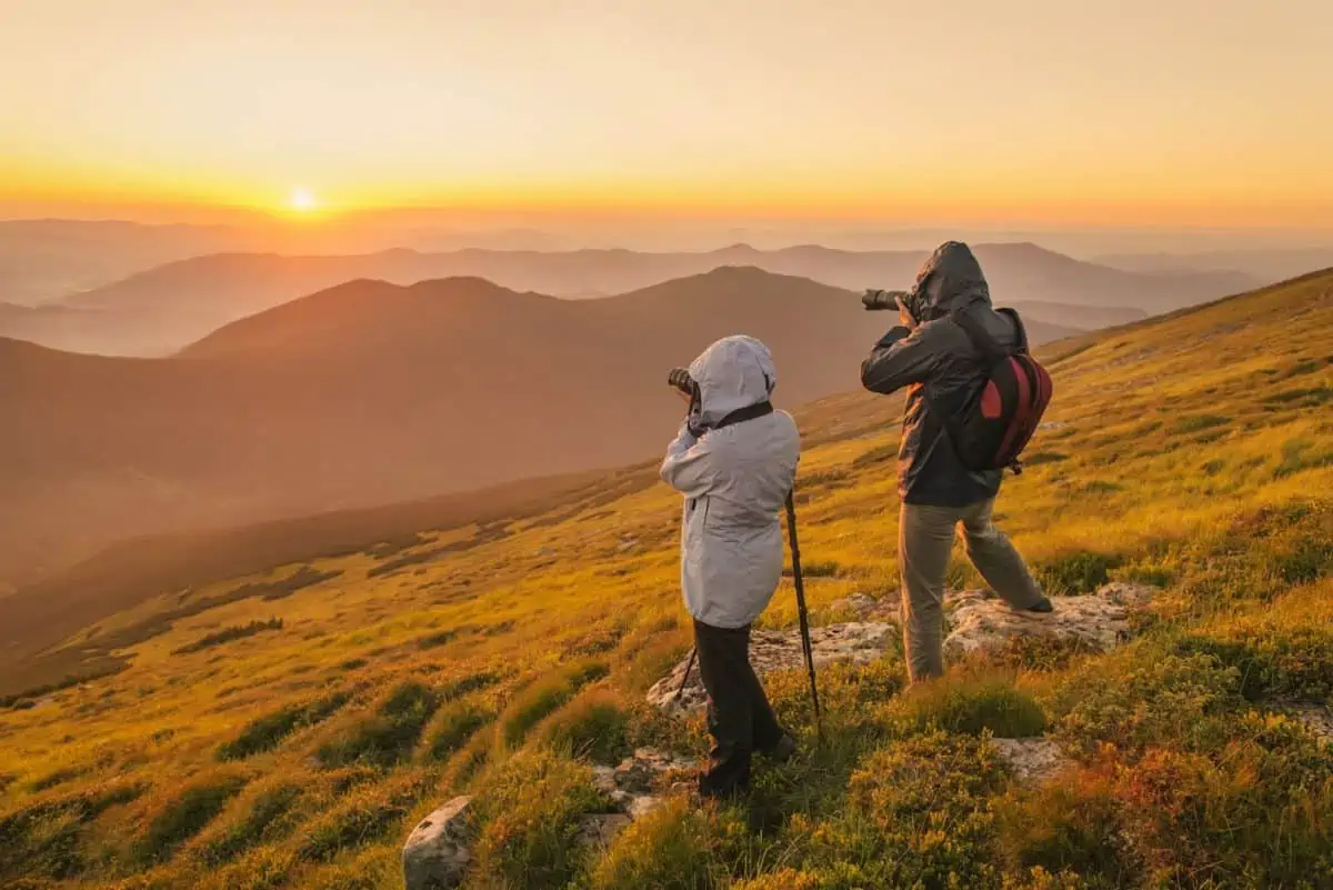 16 Outdoor Photography Tips For Beginners - The Adventure Junkies