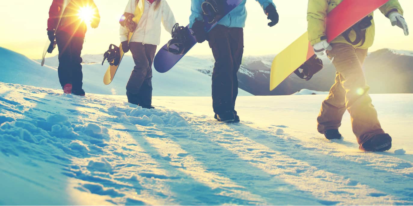 Top 9 Best Beginner Snowboards of 2025 • The Adventure Junkies